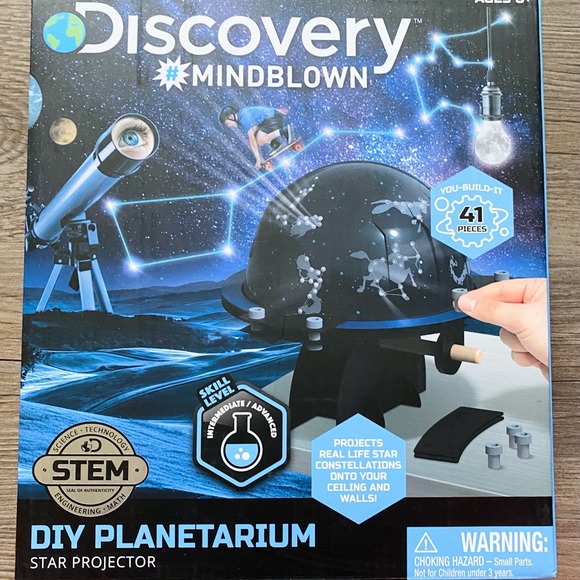 Discovery | Toys | New Discovery Kids Mindblown Diy Planetarium | Poshmark